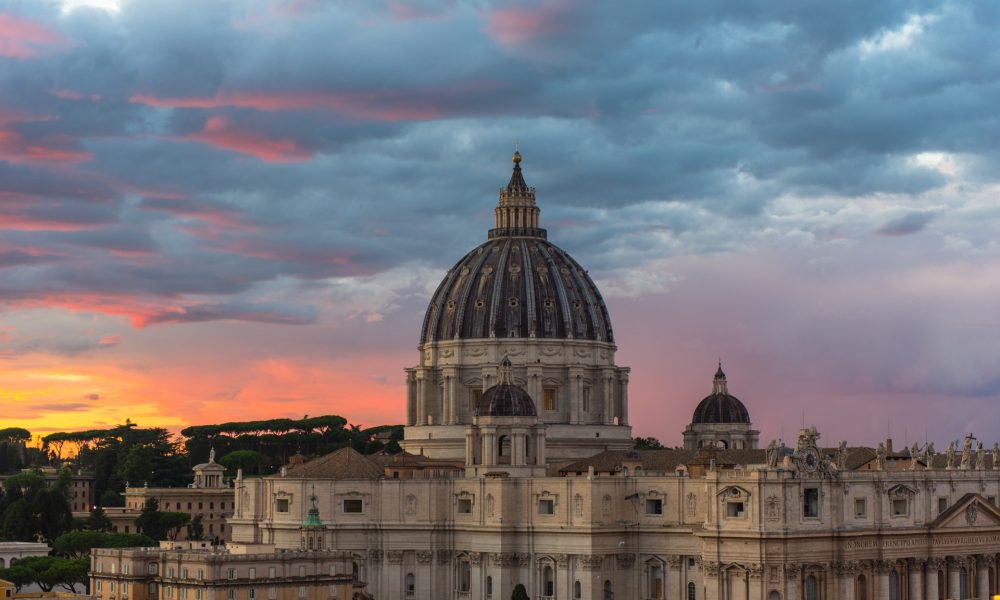 Vaticanul ține pasul cu tehnologia – Q Magazine